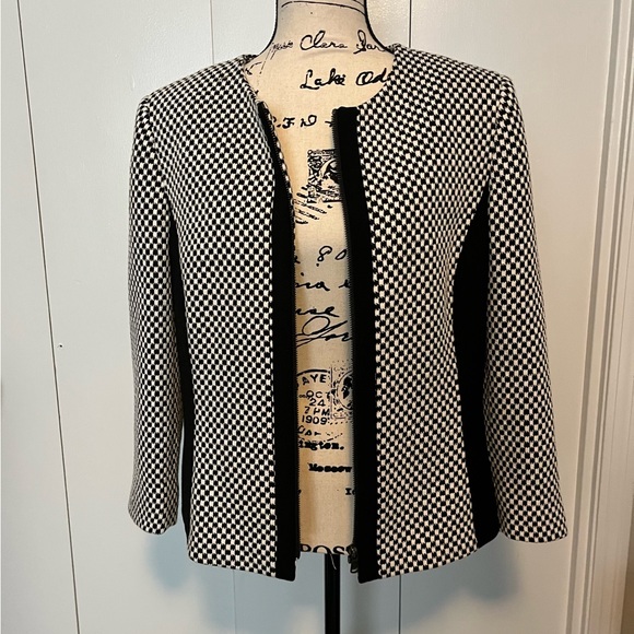 Tahari | Jackets & Coats | Work Blazer Checkered Print Black And White ...
